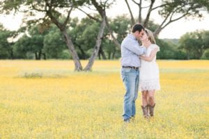 Landon + Michelle • Texas Engagements - Michelle & Logan Photo + Films