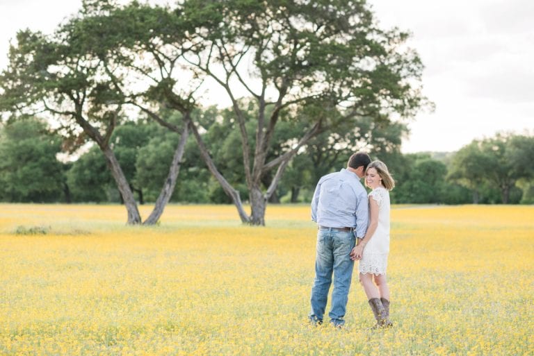 Landon + Michelle • Texas Engagements - Michelle & Logan Photo + Films