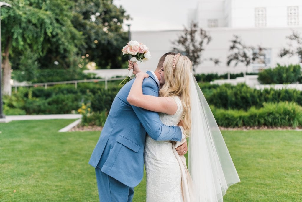 Logan & Abby First Look - Michelle & Logan Photo + Films