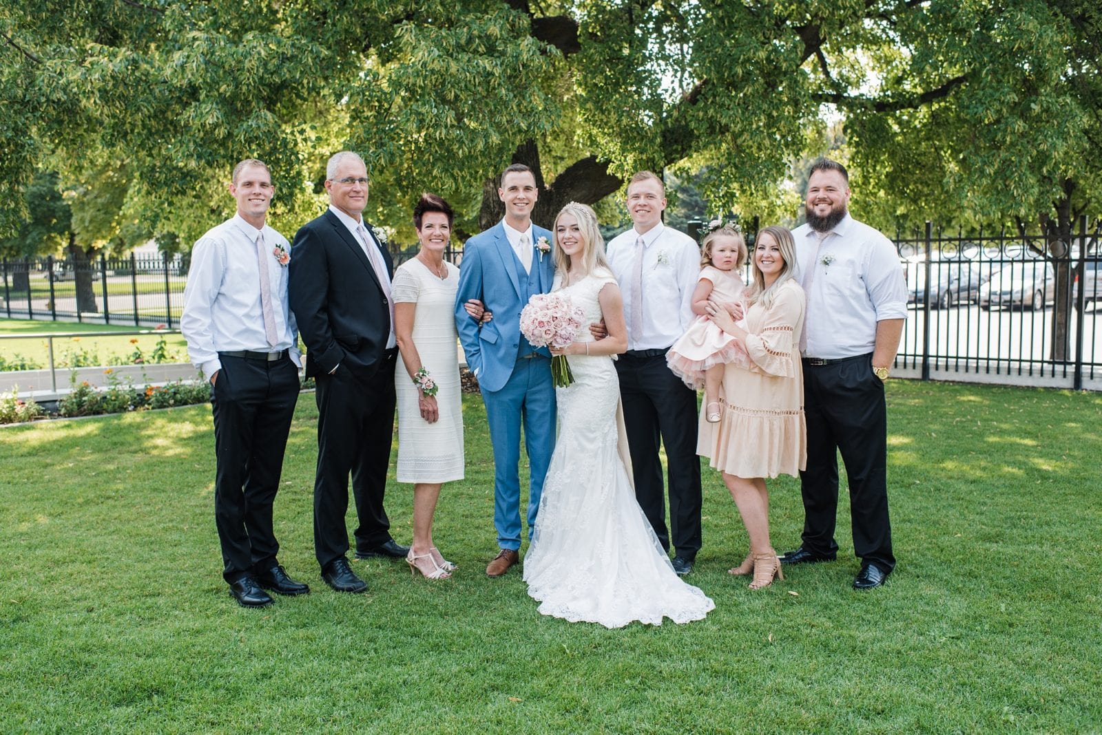 Logan + Abby Summer Wedding - Michelle & Logan Photo + Films