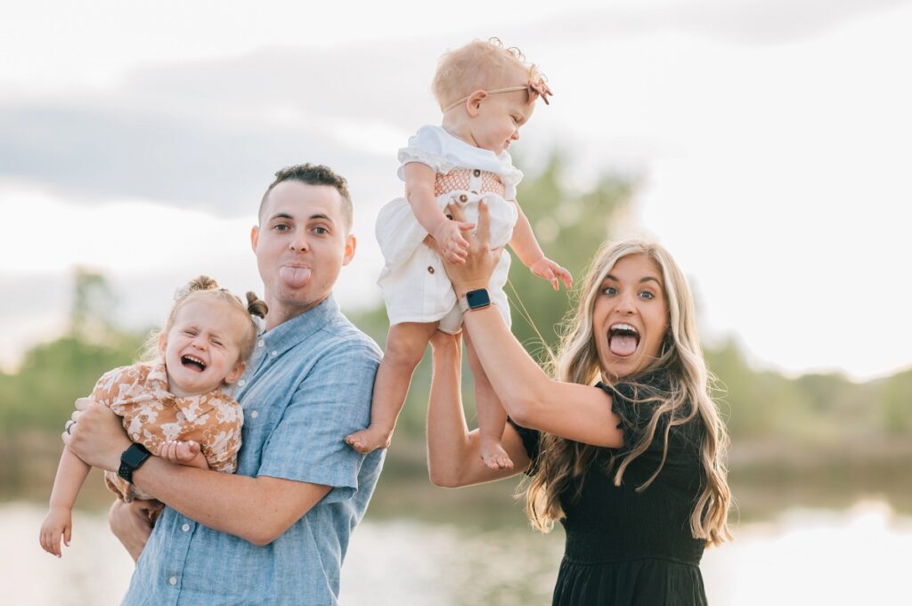 Family Photos at the Sand Dunes | The Sommer Family