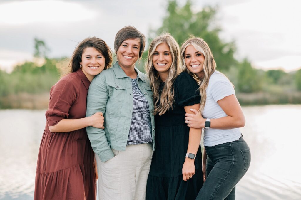 Family Photos at the Sand Dunes | The Sommer Family