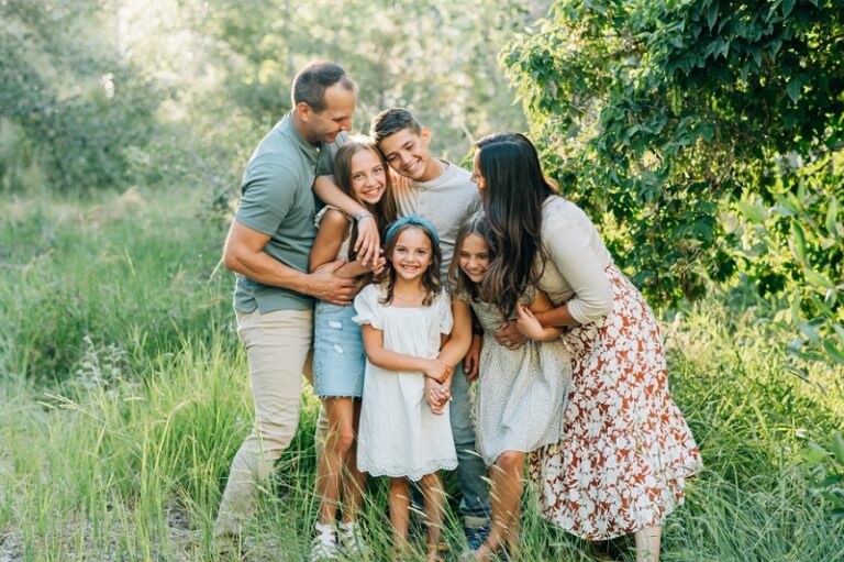 Family Photos in Shelley Idaho - Michelle & Logan Photo + Films