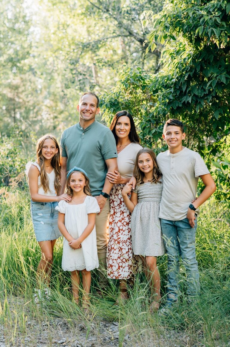 Family Photos in Shelley Idaho - Michelle & Logan Photo + Films